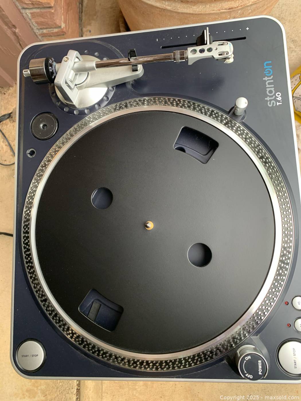 Stanton T.60 turntable, JVC VHS VCR, JVC dual cassette deck | Maxsold
