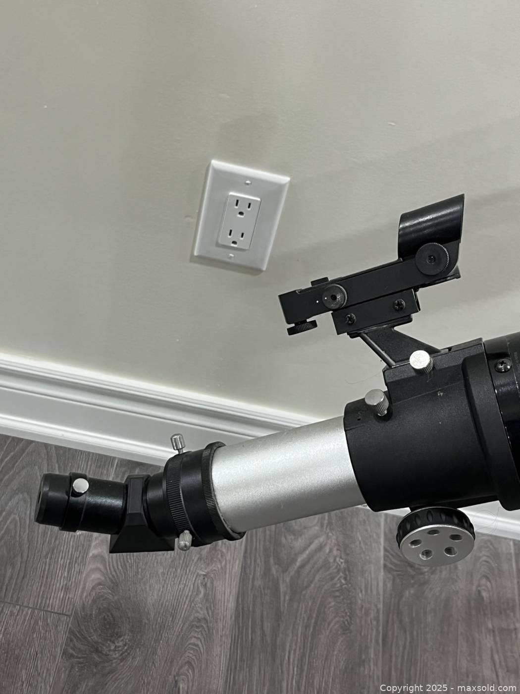 Celestron NexStar 102GT computerized telescope | Maxsold