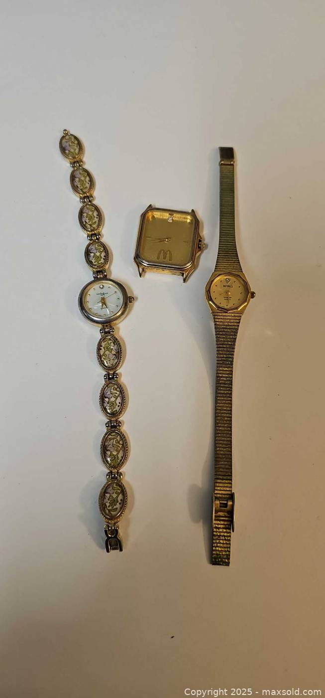 Gold Tone Benrus, Jostens, LA Express Watches | Maxsold