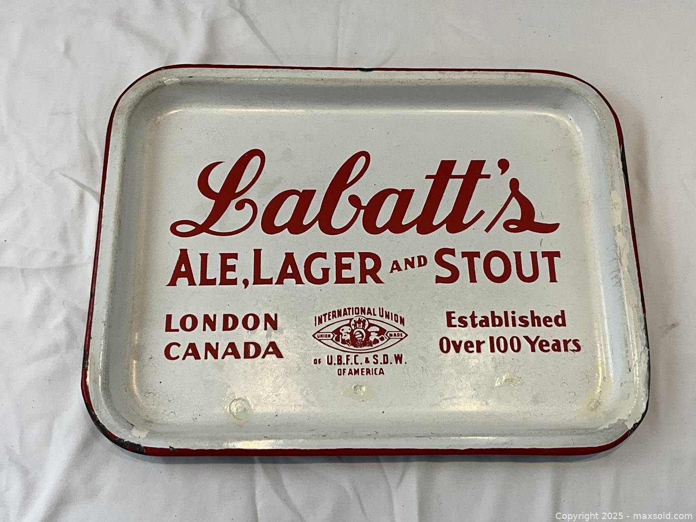 Vintage Labatt’s, Dawes Black Horse, Bass Beer Advertising Trays | Maxsold