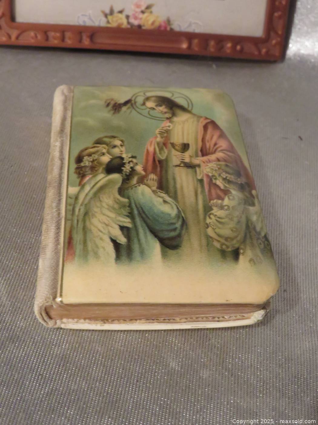 1907 Little Key of Heaven Prayerbook & House Blessing Plaque | Maxsold