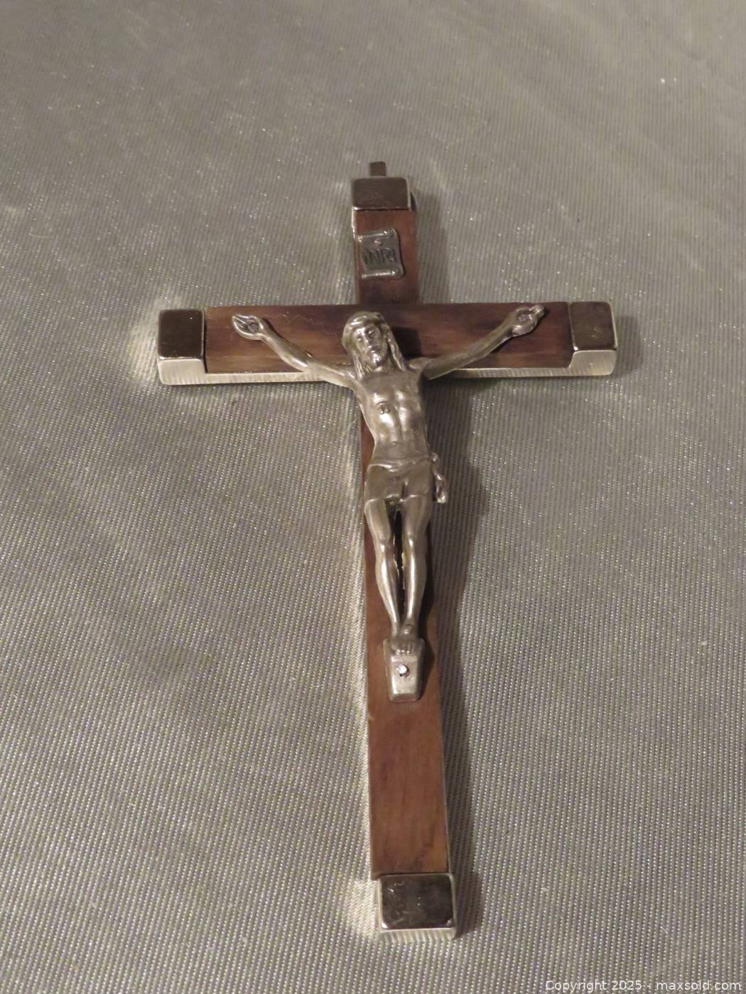 Wood & Metal Jesus Crucifix 4.5in Italy | Maxsold