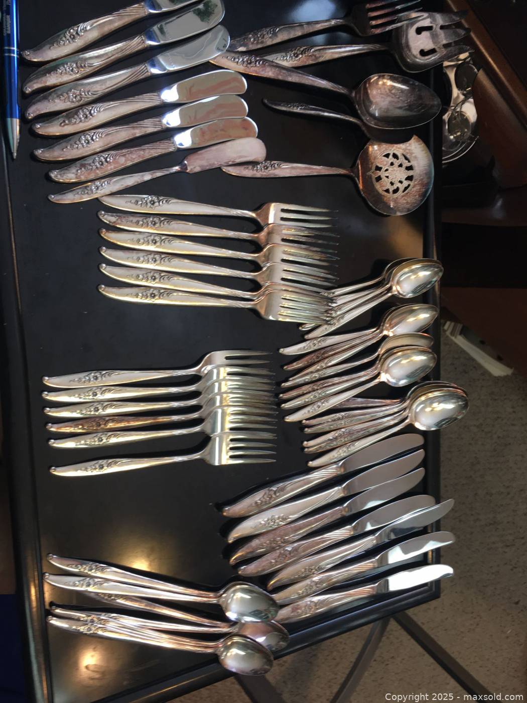 Nobility silver-plated flatware mixed lot floral handles | Maxsold