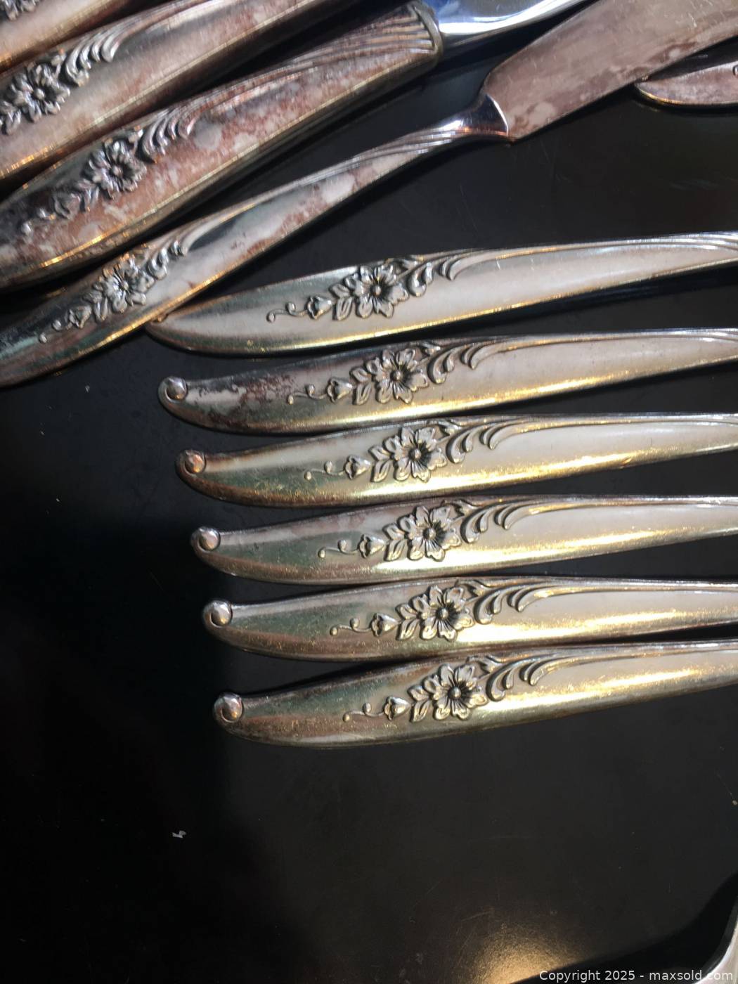 Nobility silver-plated flatware mixed lot floral handles | Maxsold