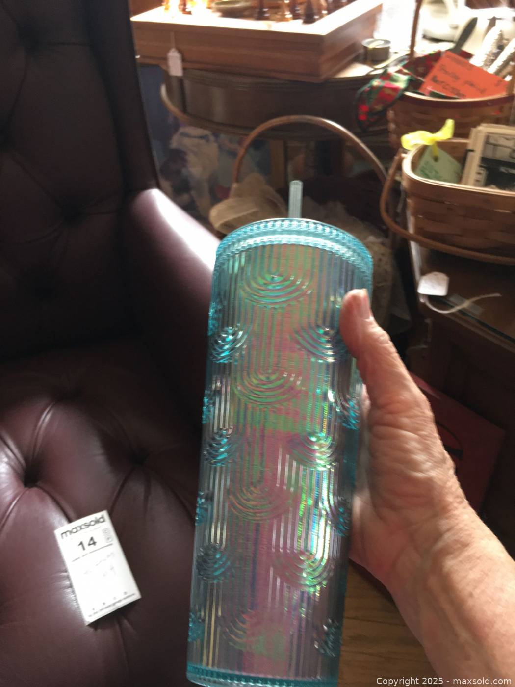Starbucks 24 oz iridescent textured cold cup | Maxsold
