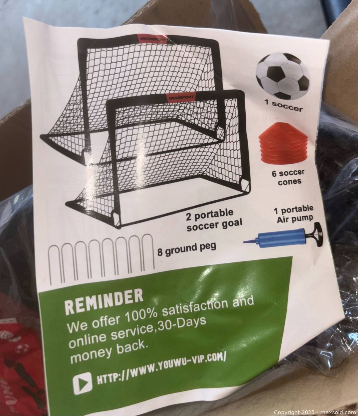 Kid soccer goal set & stadium seats | Maxsold