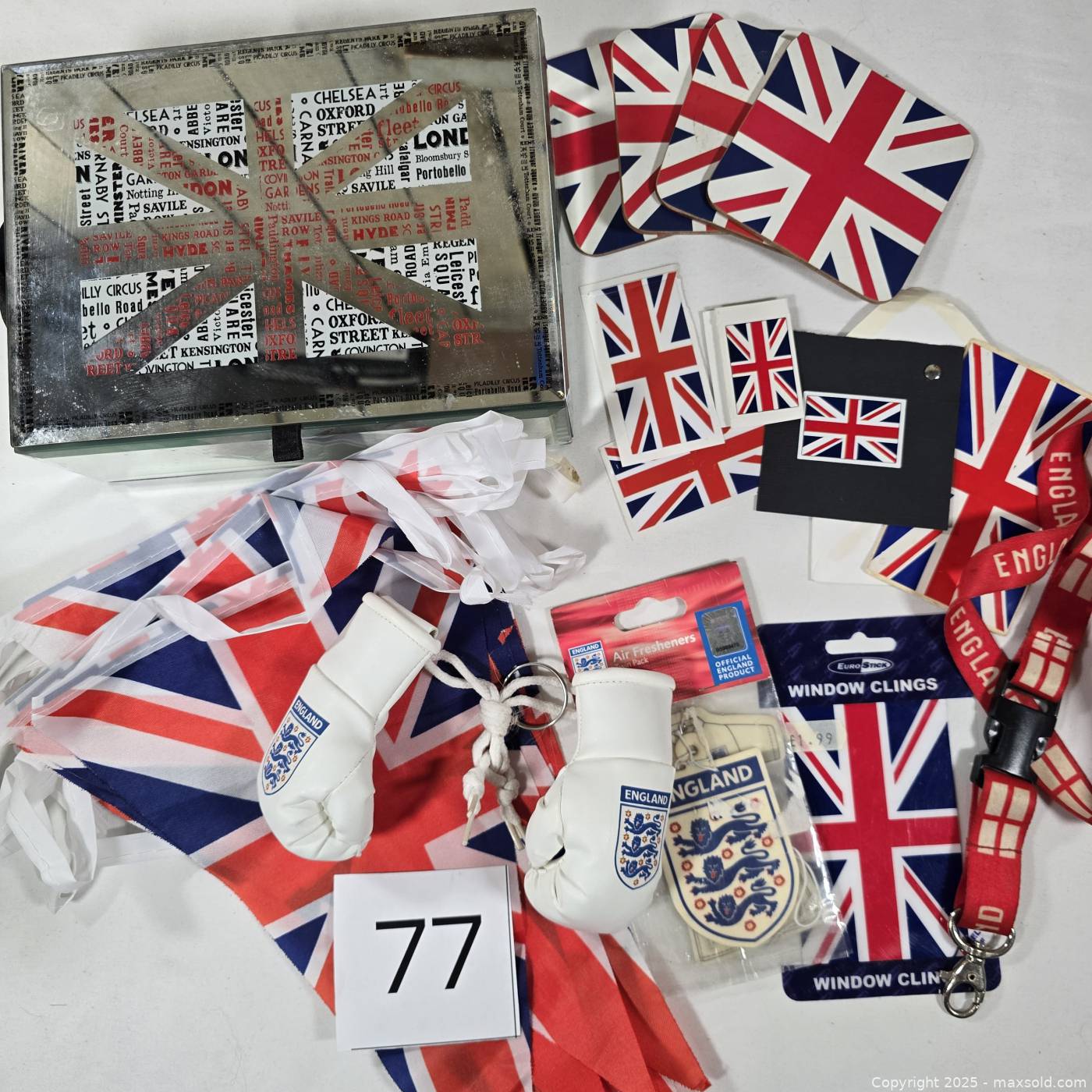 Union Jack Decor, Coasters, Bunting | Maxsold