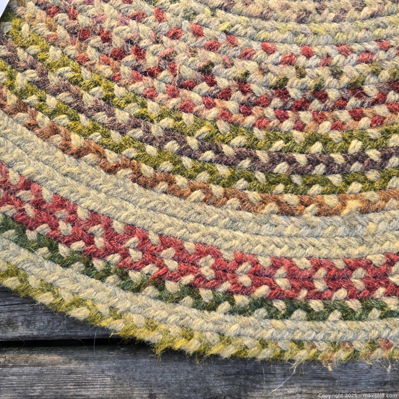 Vintage oval braided area rug 4x6 ft | Maxsold