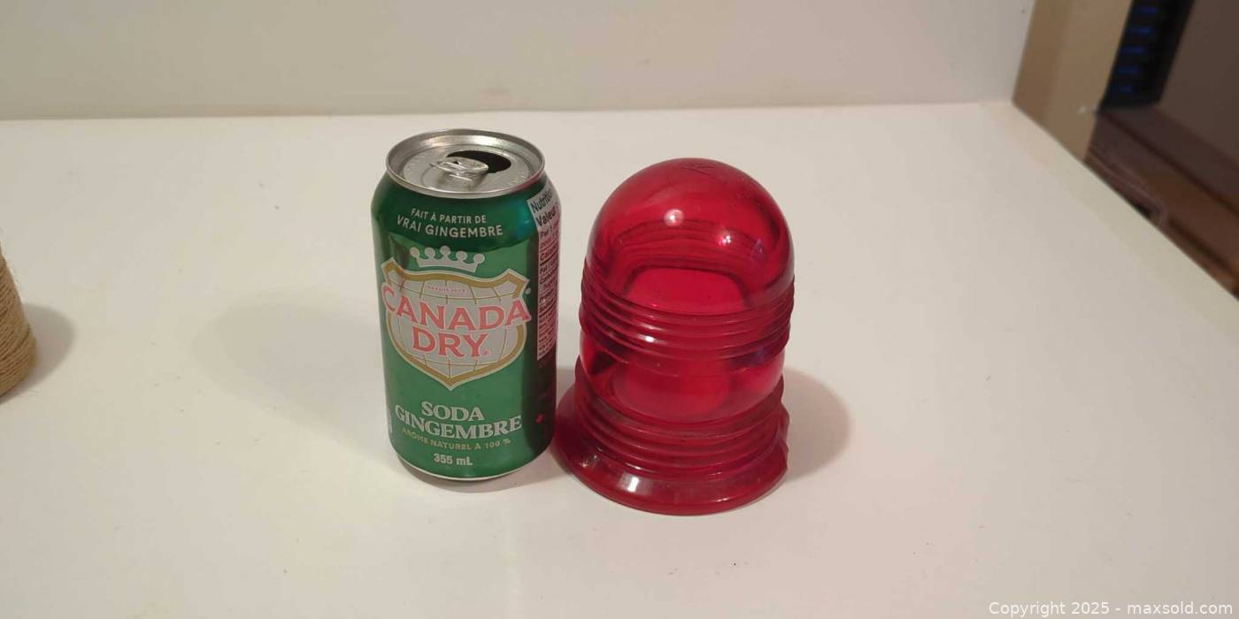 Red runway light lens | Maxsold