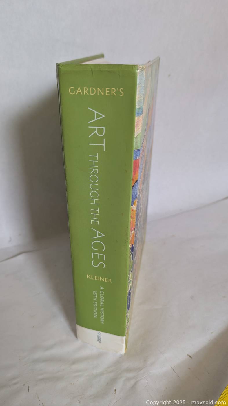 Gardner's Art Through the Ages 15th Ed hardcover | Maxsold