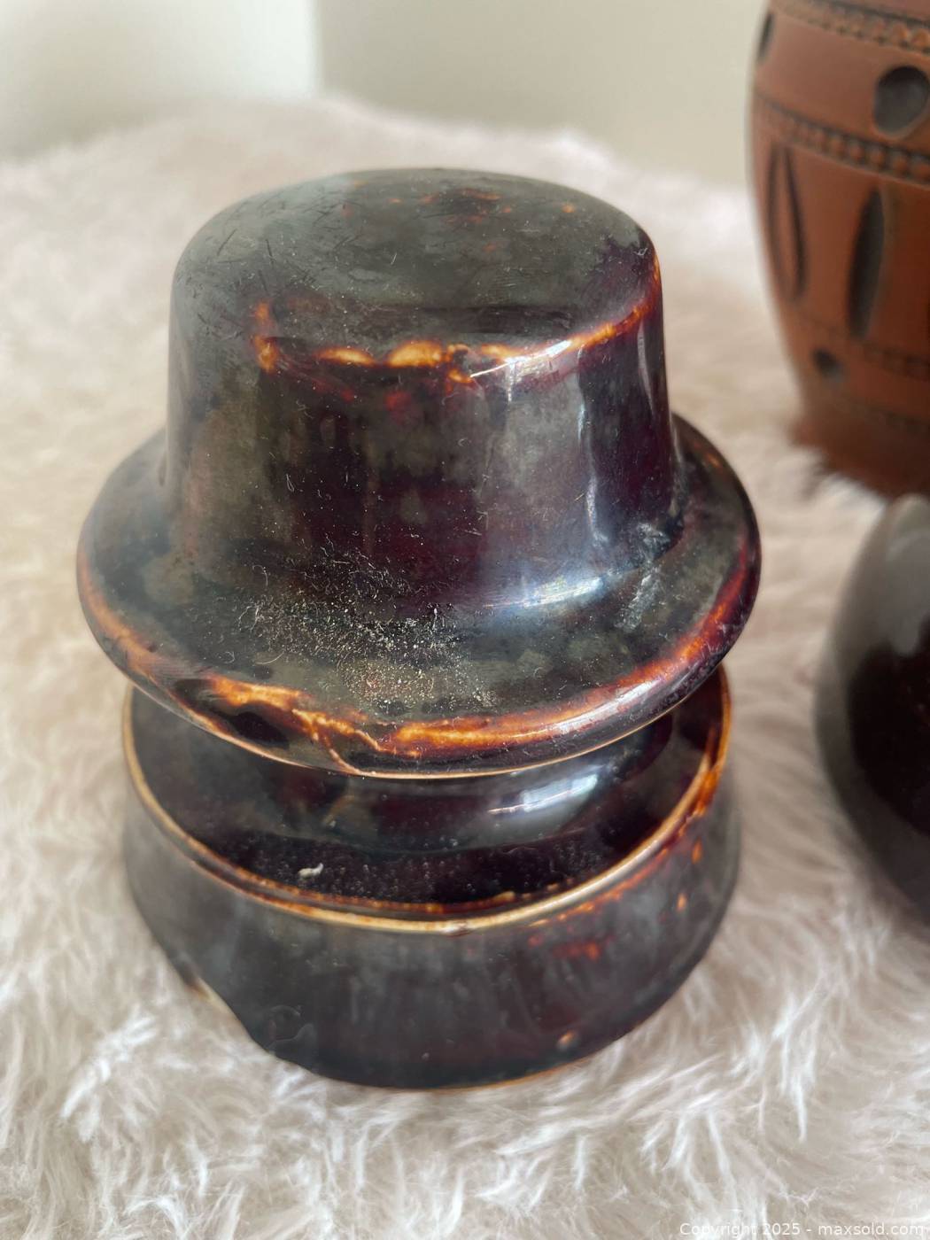 Vintage ceramic hydro insulators and terracotta vase | Maxsold