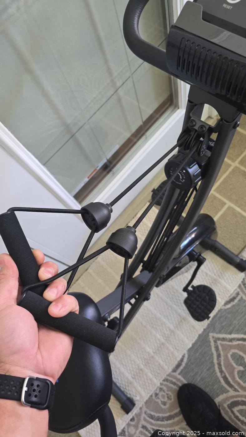 BulbHead Slim Cycle stationary exercise bike | Maxsold
