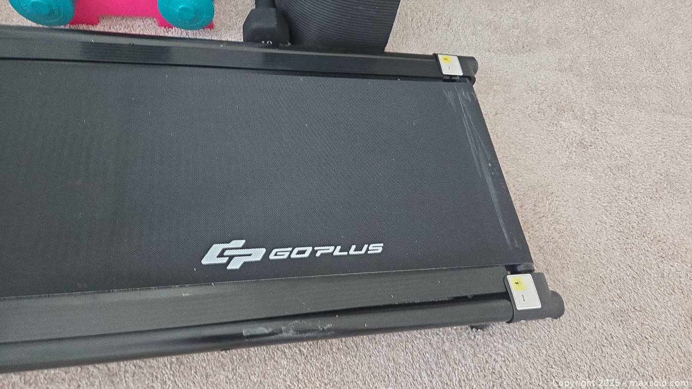GoPlus folding treadmill, dumbbells, yoga mat, wrist weights | Maxsold