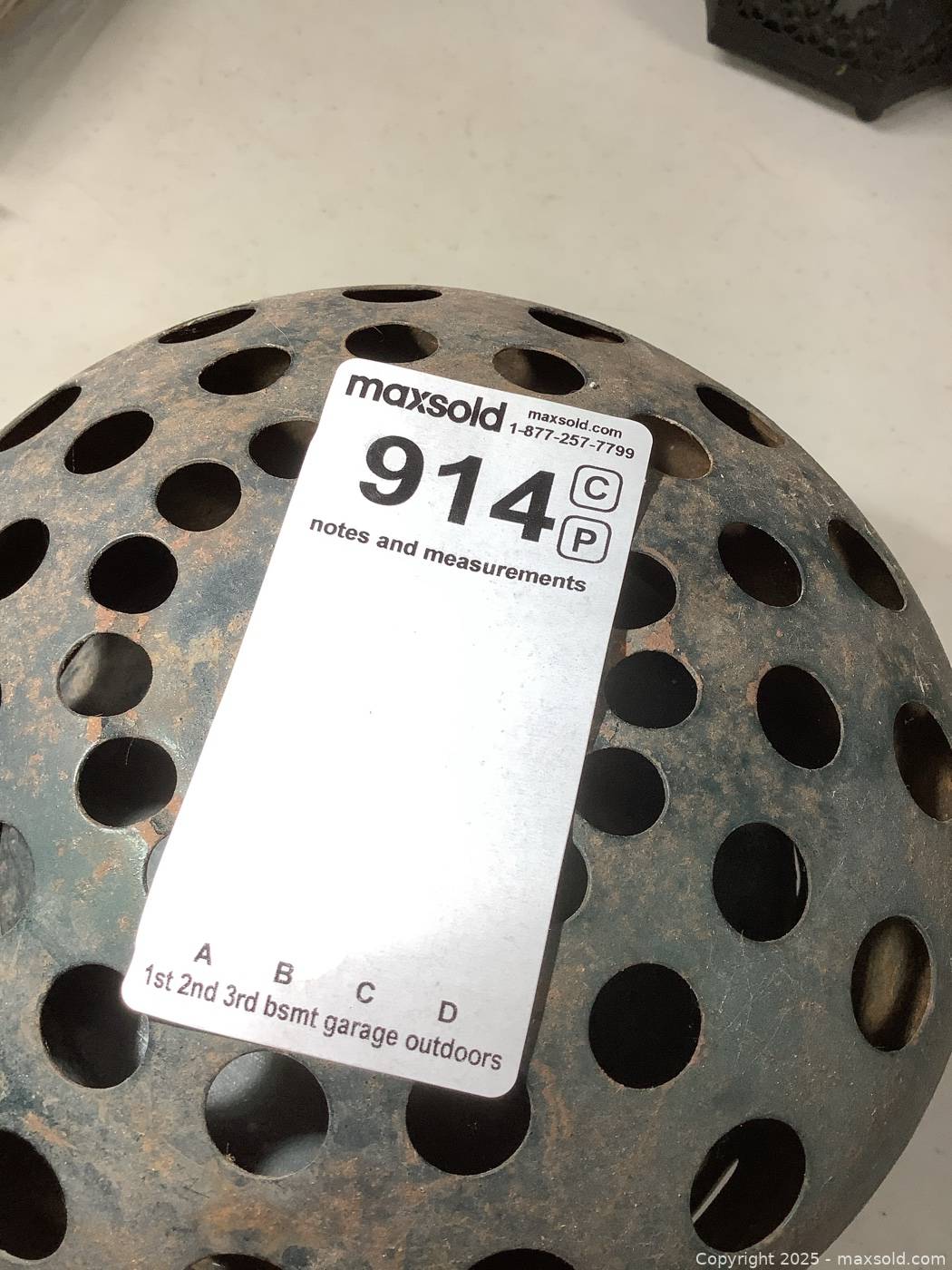 Igloo Master Model 17G catalytic heater | Maxsold