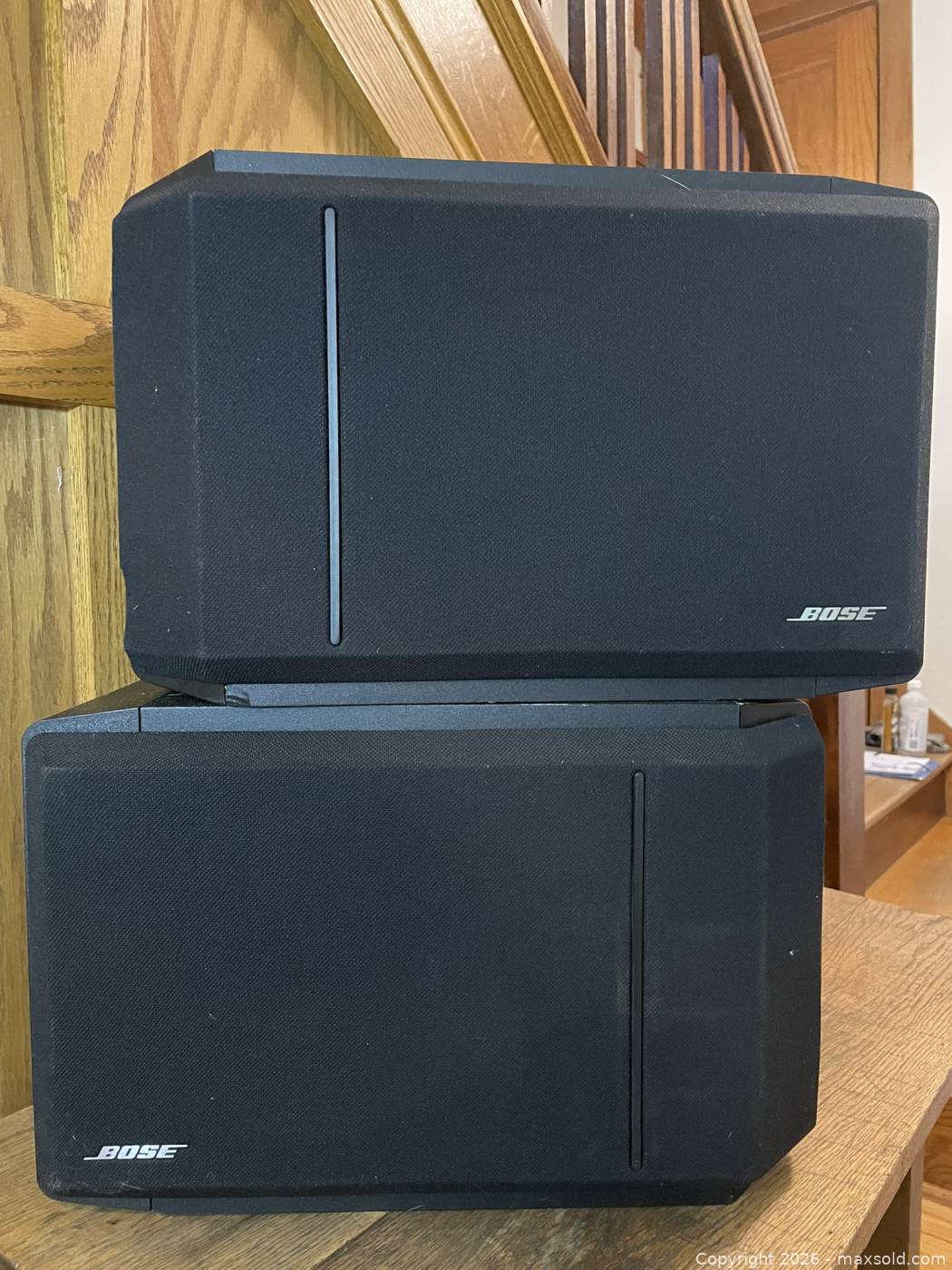 Bose 301 Series IV Direct/Reflecting Speakers | Maxsold