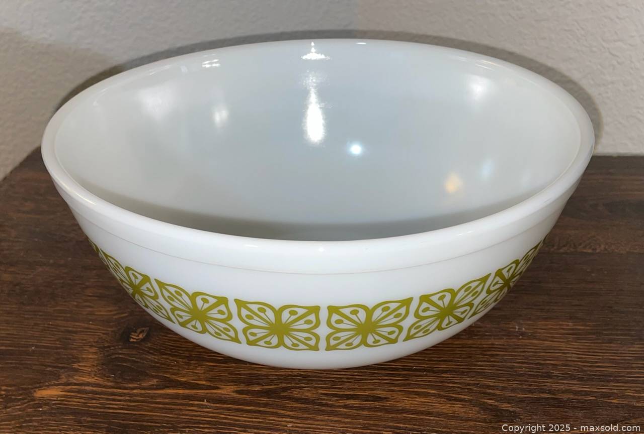 Pyrex Verde Bowl with Brass Serving Cradle | Maxsold