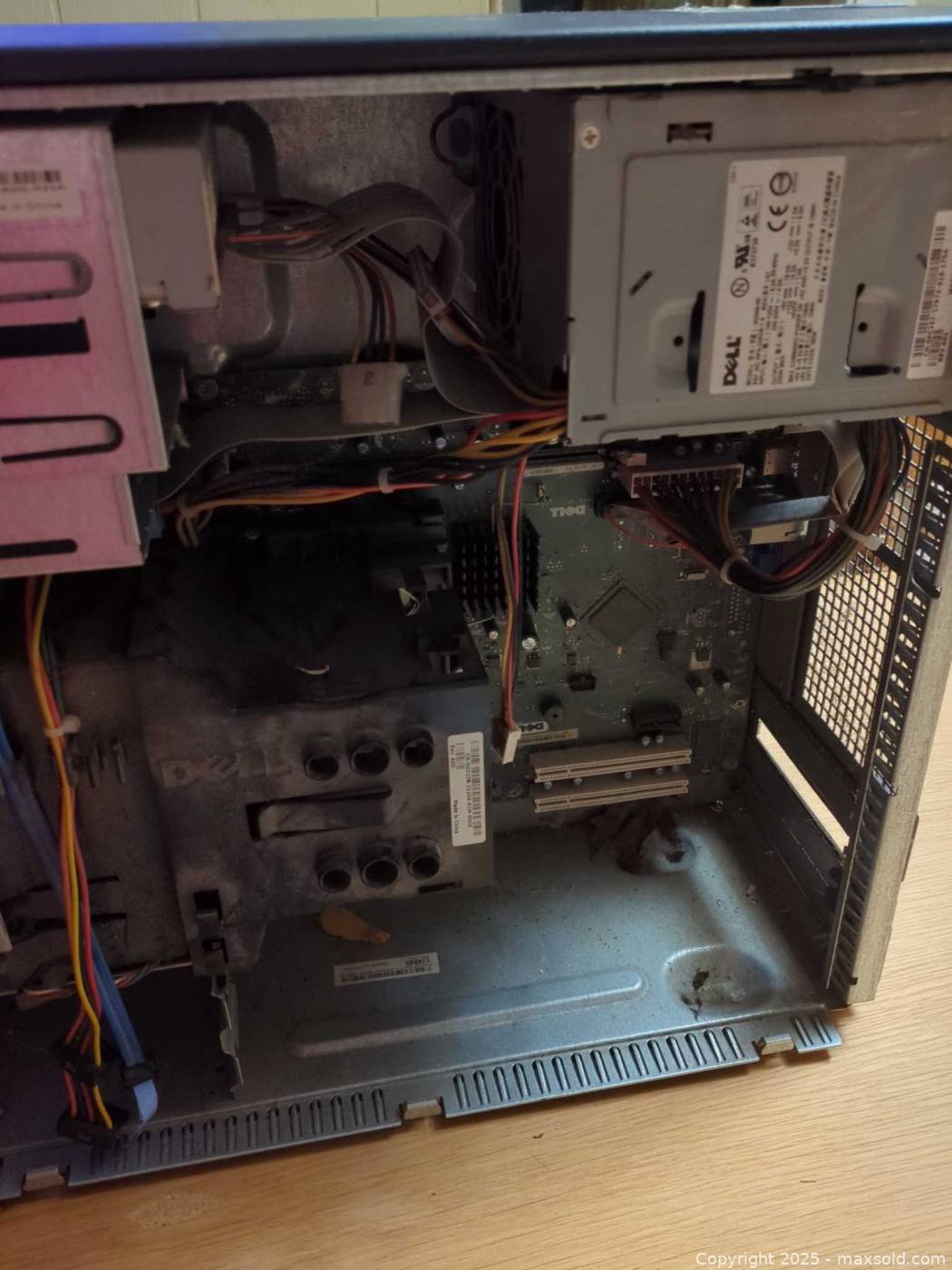 Dell Dimension 3100 desktop computer tower | Maxsold