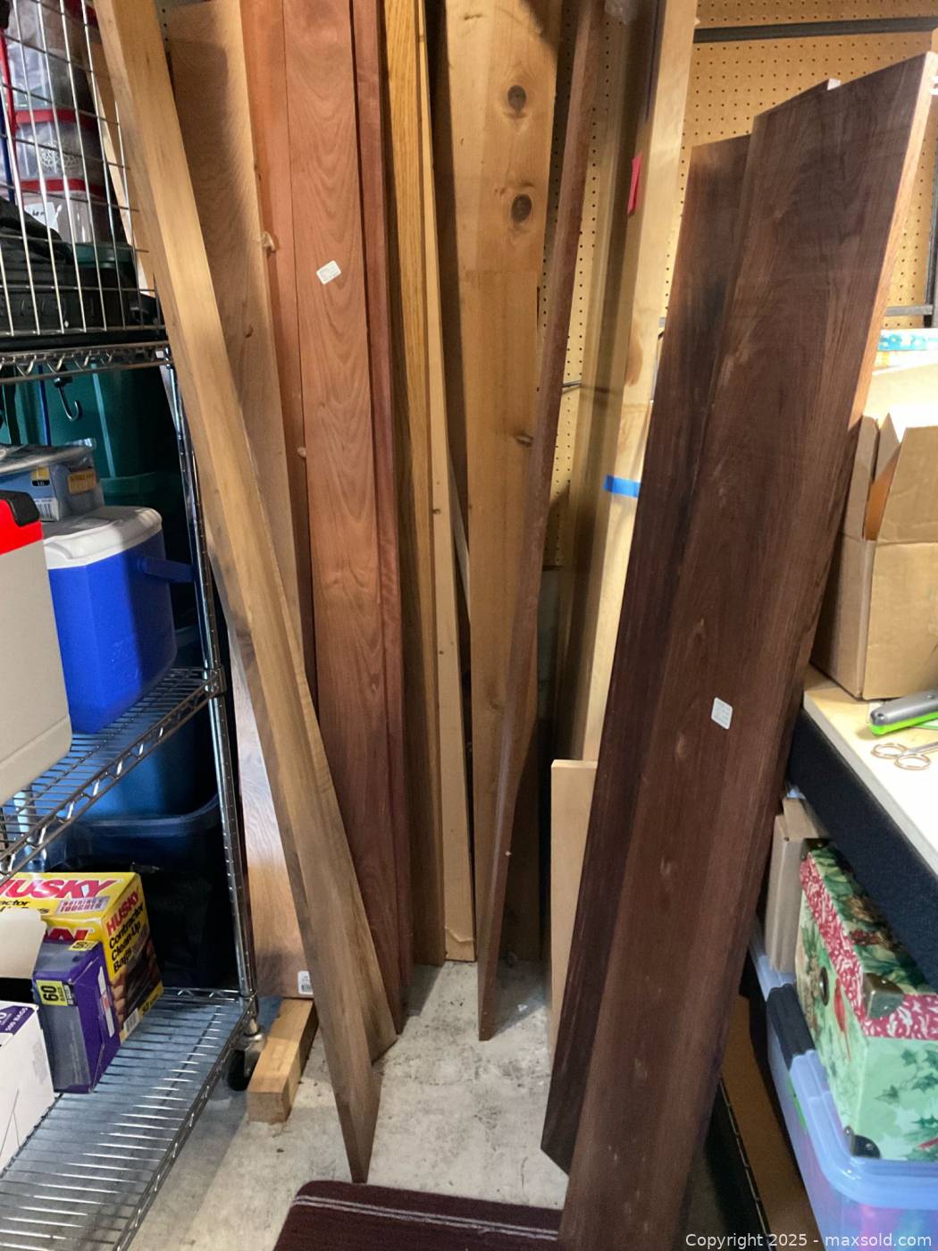 Assorted hardwood lumber and veneer sheets | Maxsold