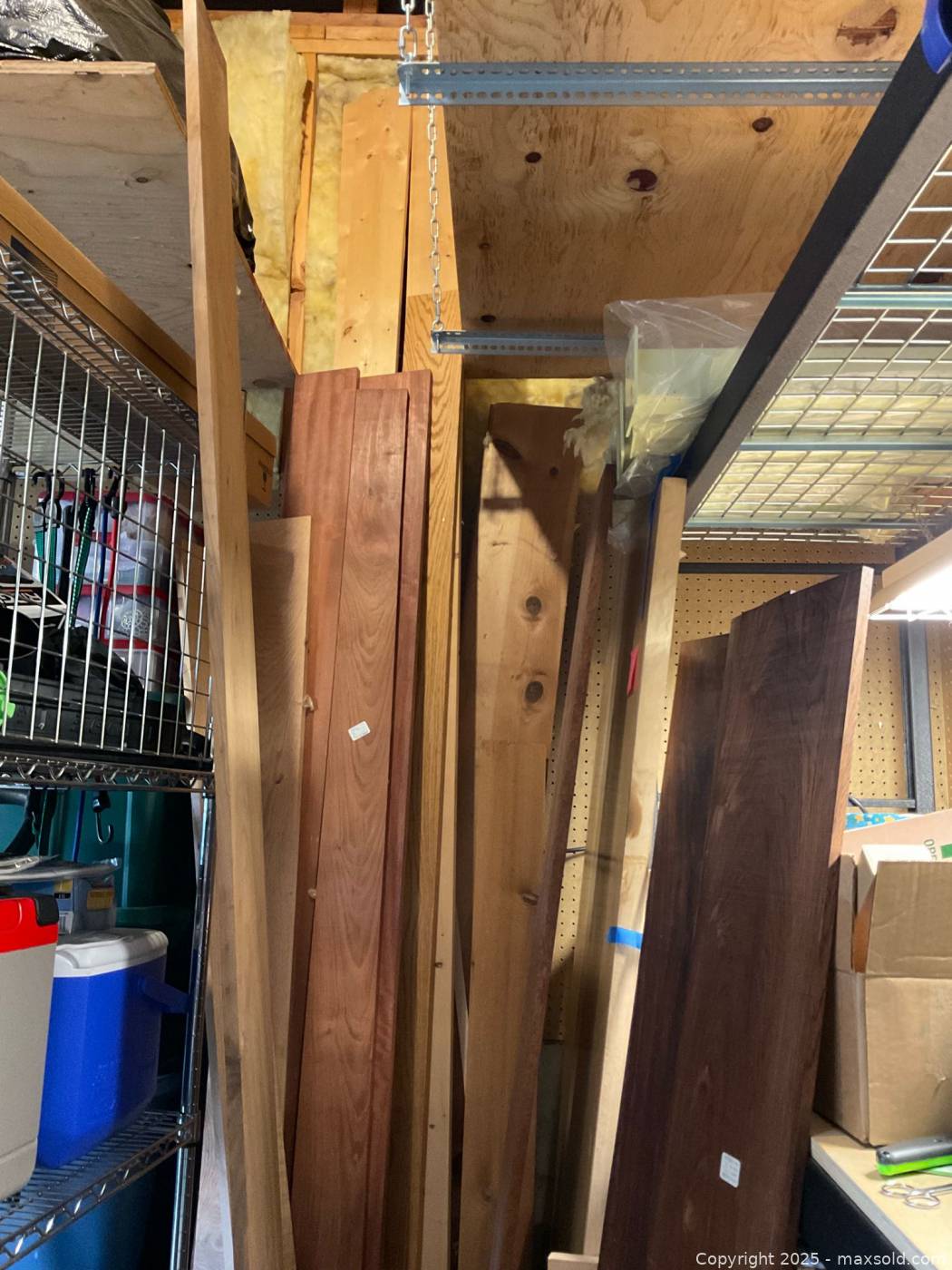 Assorted hardwood lumber and veneer sheets | Maxsold