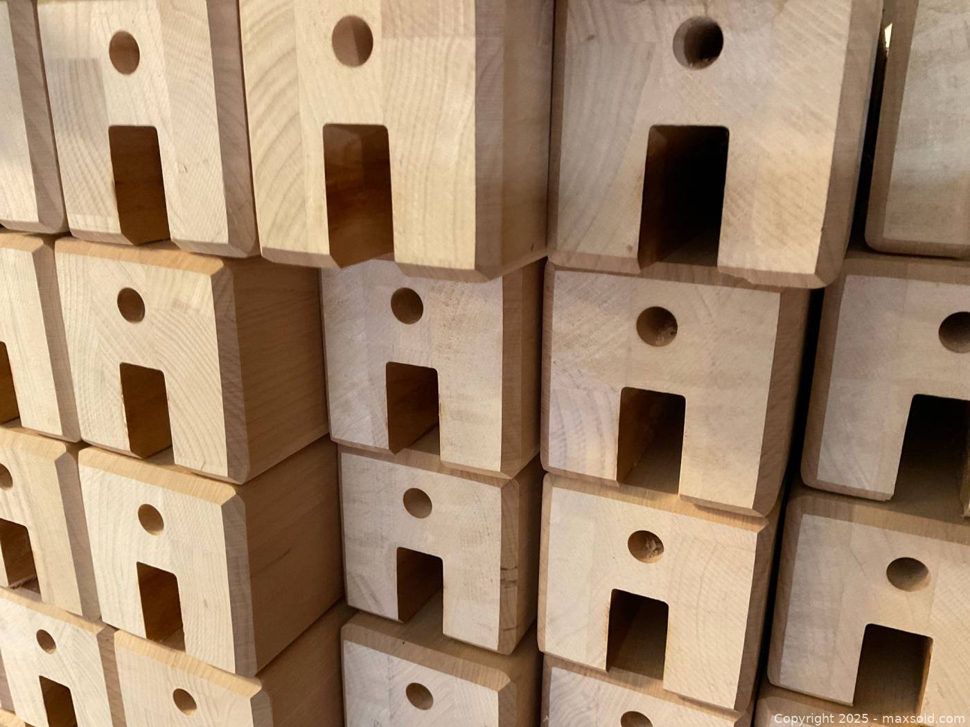 Hard Rock Maple Wood Pieces For Projects | Maxsold