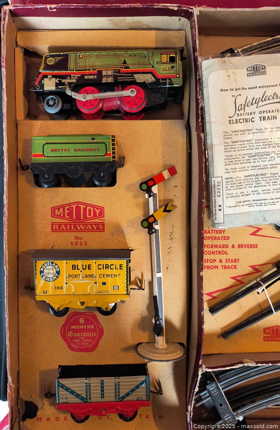 c. 1940s Mettoy Safetylectric metal O-scale train set | Maxsold