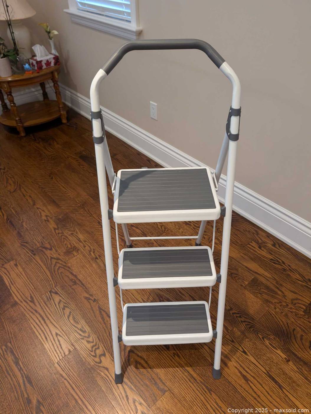 Gorilla Ladders 3-Step Metal Step Ladder | Maxsold