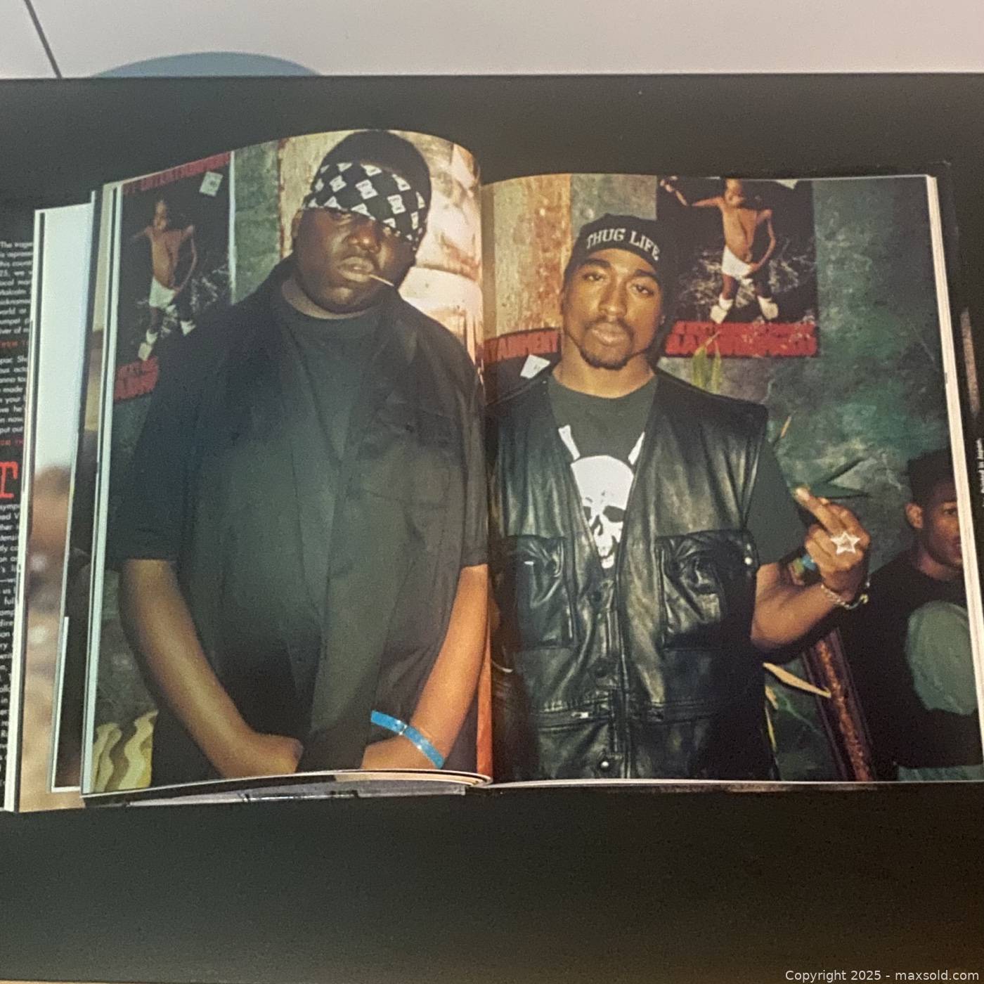 1997 Tupac Shakur hardcover book | Maxsold