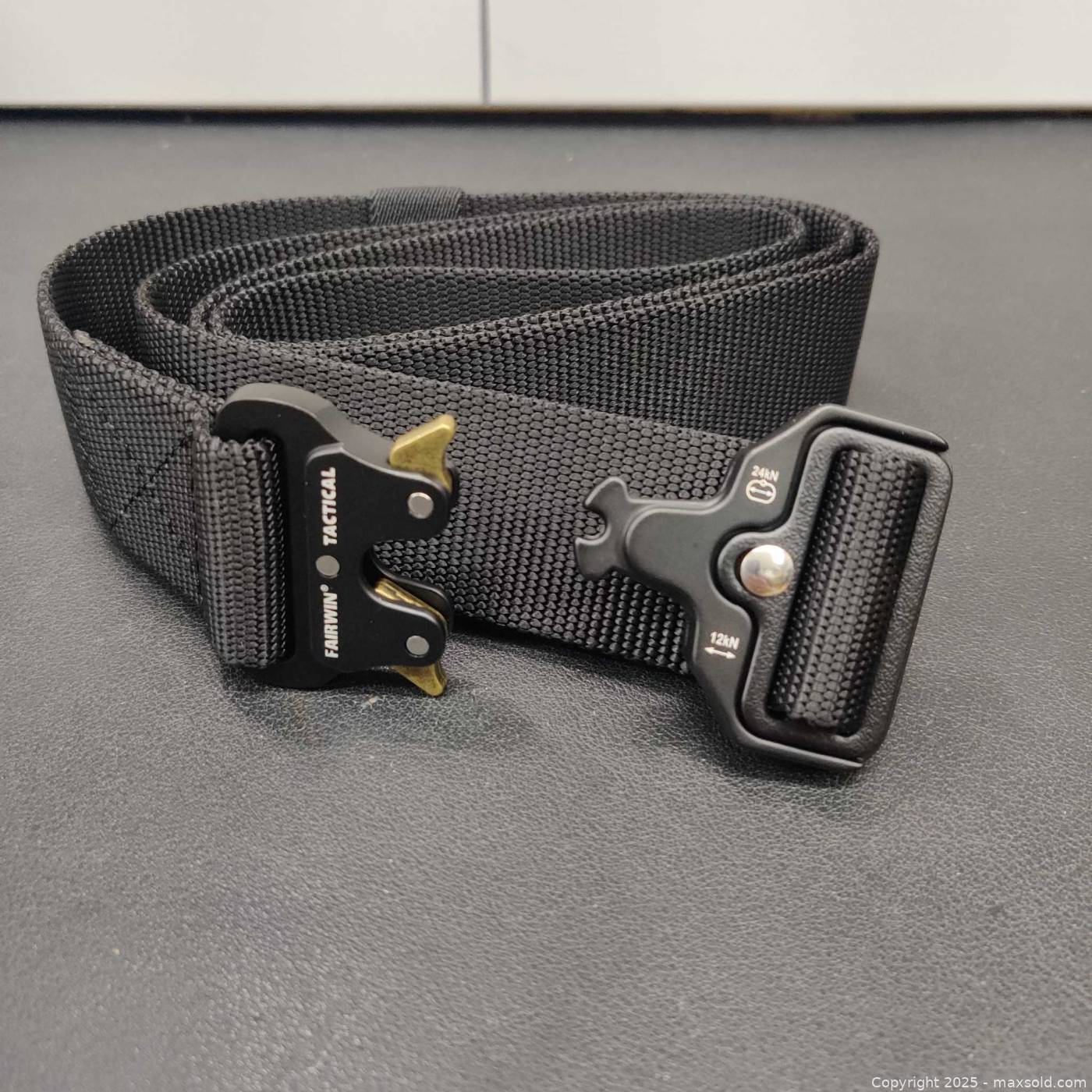Mil-Spec tactical nylon belt quick-release buckle | Maxsold