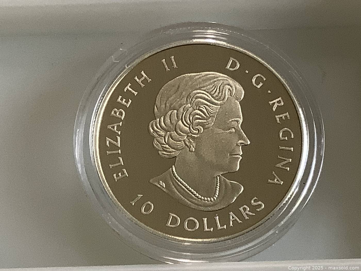 RCM 2017 $10 fine silver coin, kayaking design | Maxsold