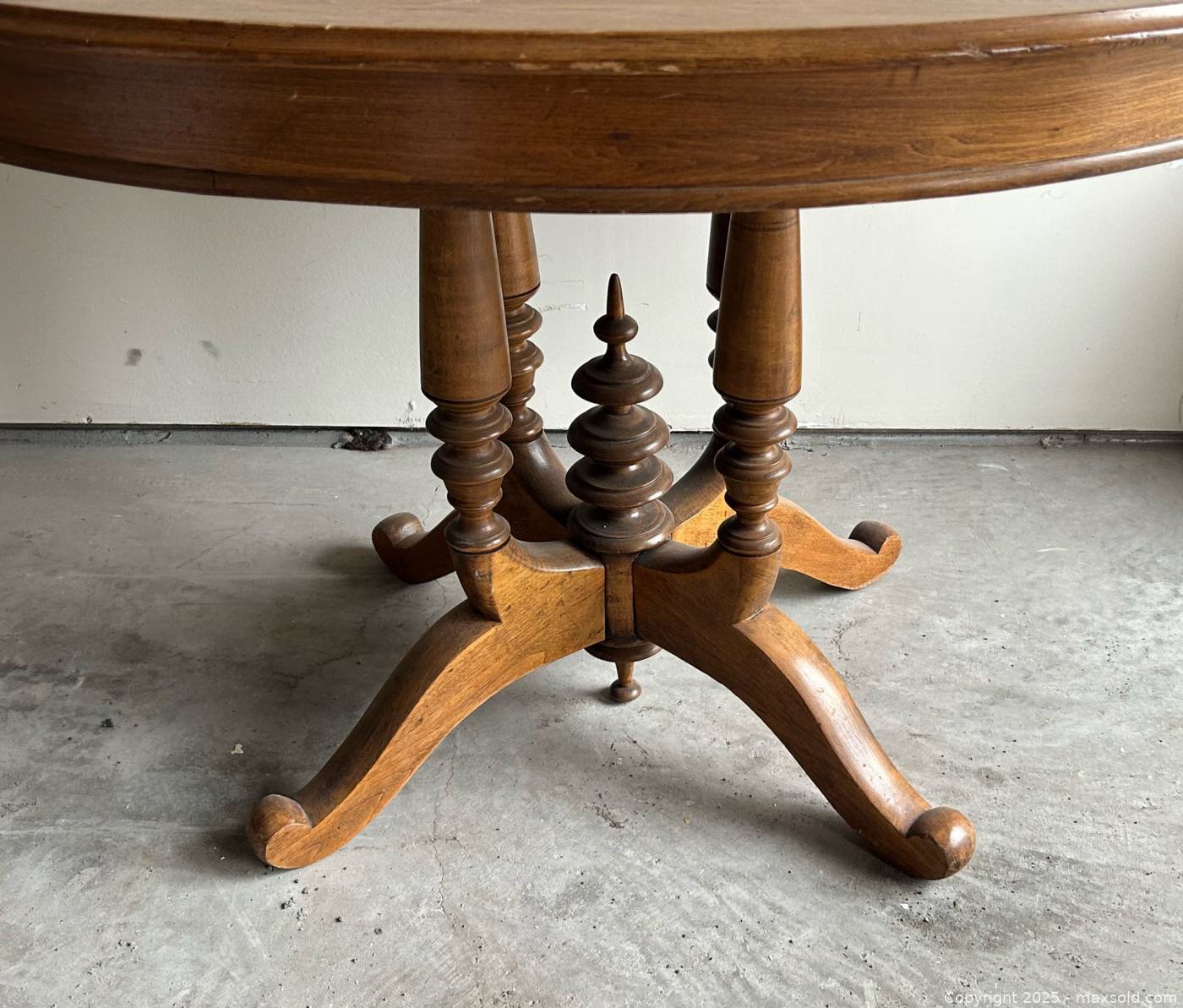 Antique Victorian Oval Wood Parlour Table | Maxsold