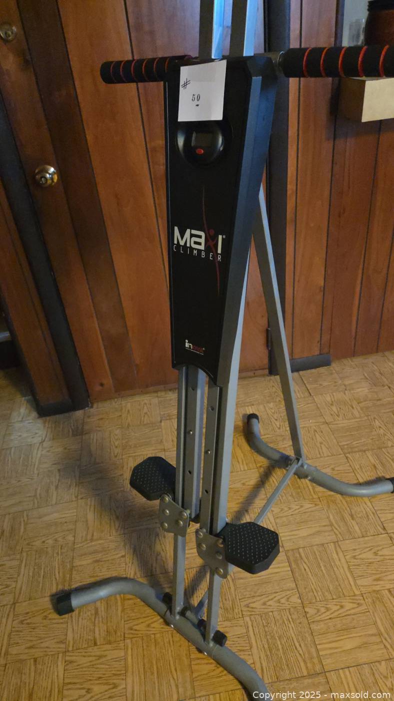 Maxi Climber Vertical Climbing Exercise Machine | Maxsold