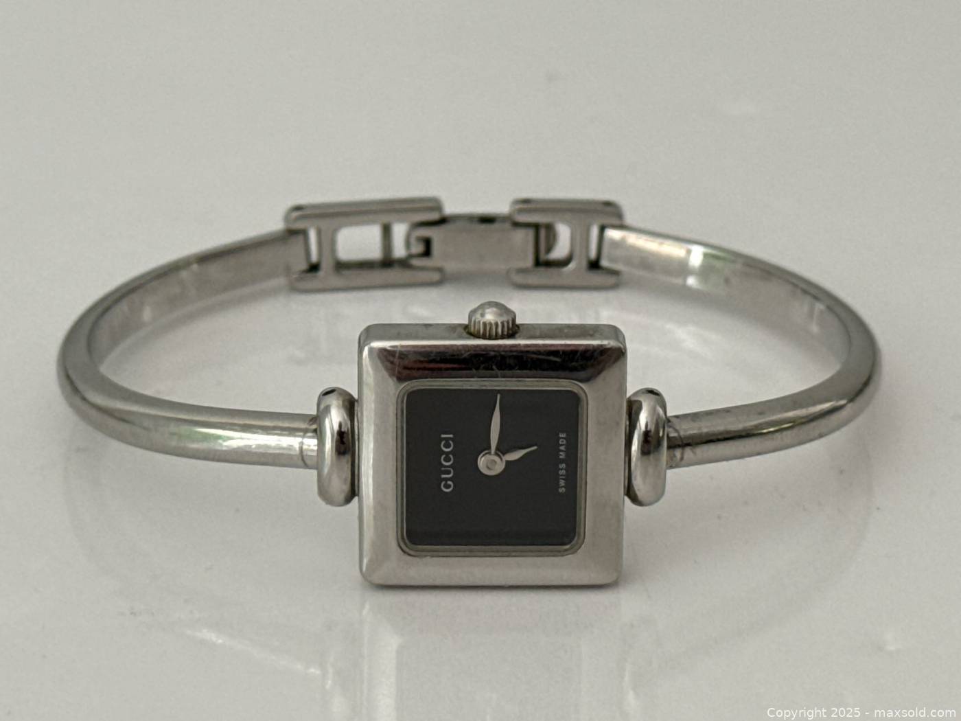 Gucci 1900L women's stainless steel watch | Maxsold