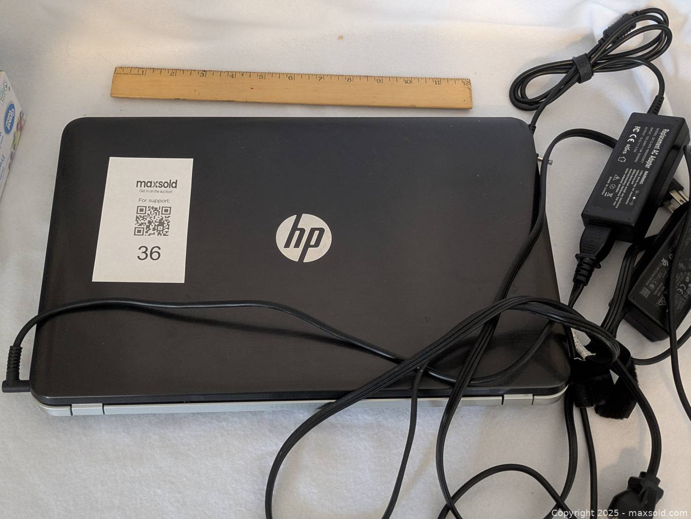 HP Pavilion laptop with 2 chargers 2013 | Maxsold