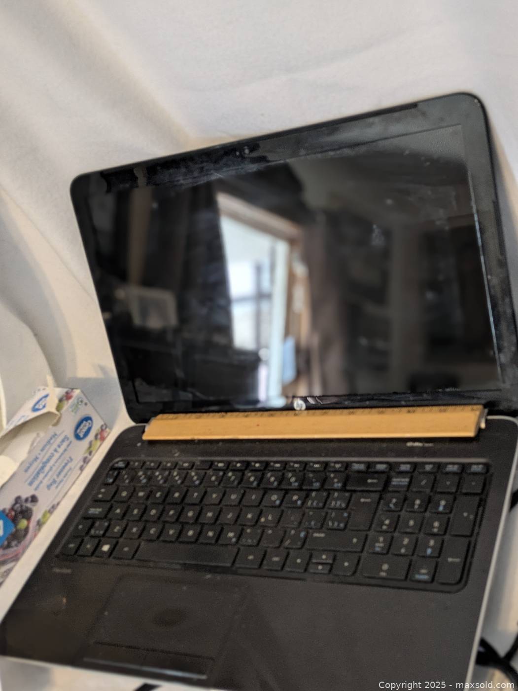 HP Pavilion laptop with 2 chargers 2013 | Maxsold