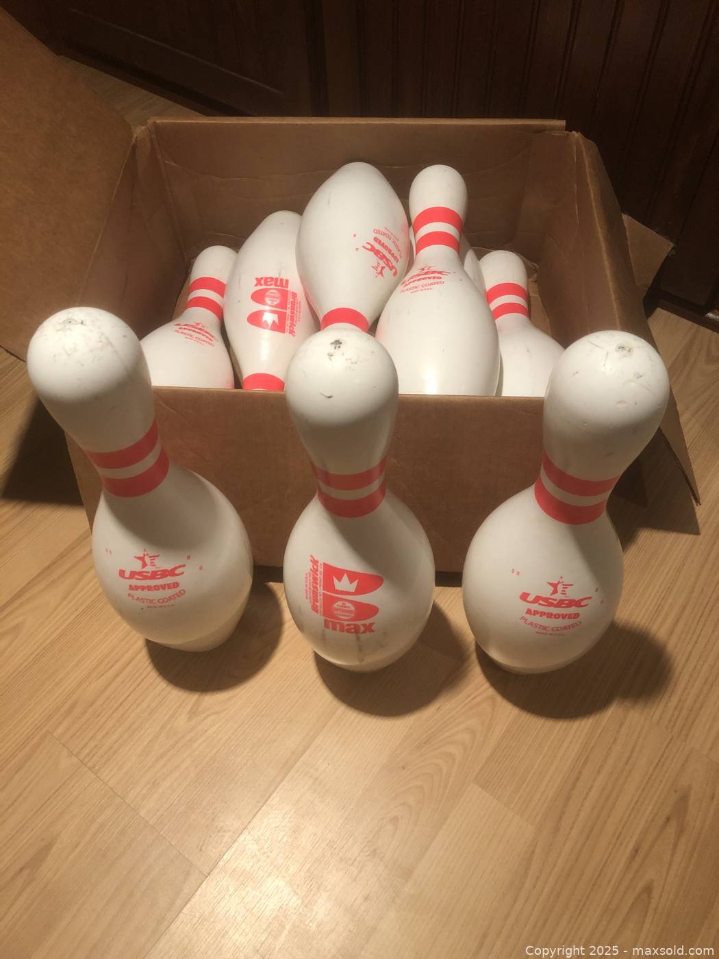 10 Brunswick Max Bowling Pins | Maxsold