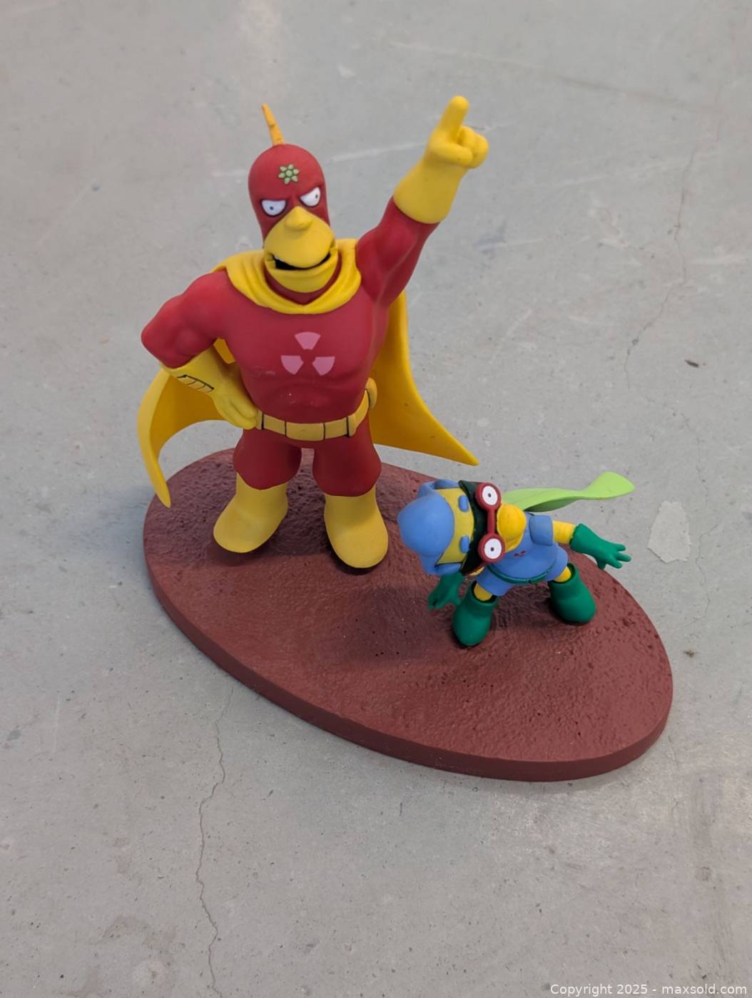 Radioactive Man & Fallout Boy Figures | Maxsold