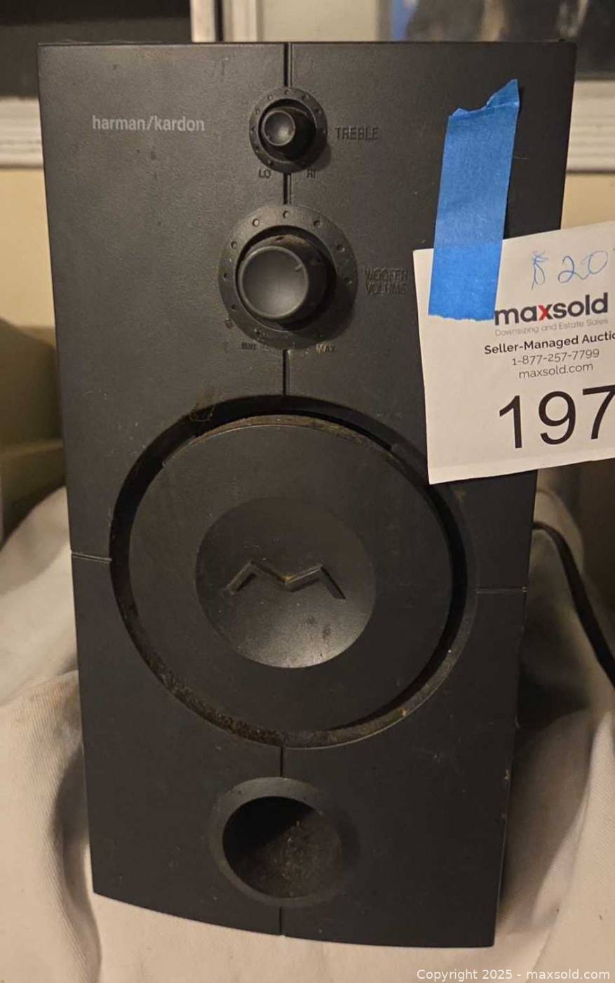 Harman Kardon HK395 Computer Speaker | Maxsold