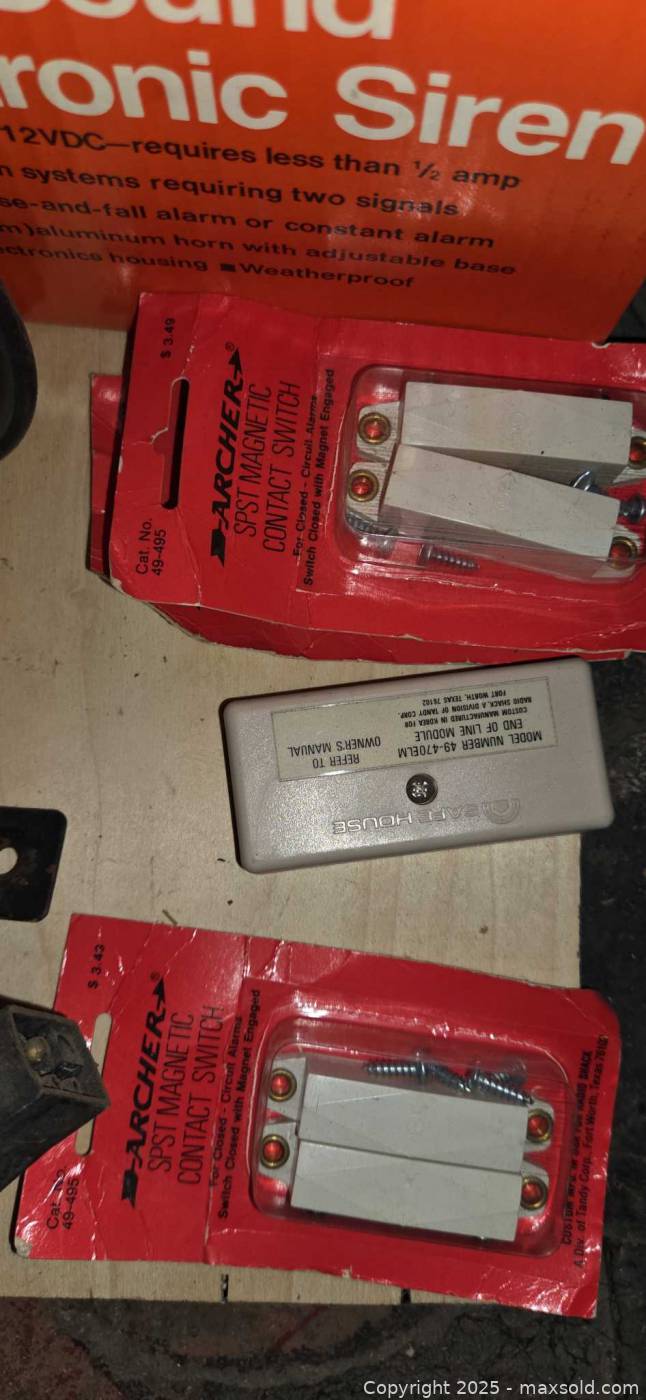 Electronic siren, smoke detector, contact switches, keyed switch, alarm ...