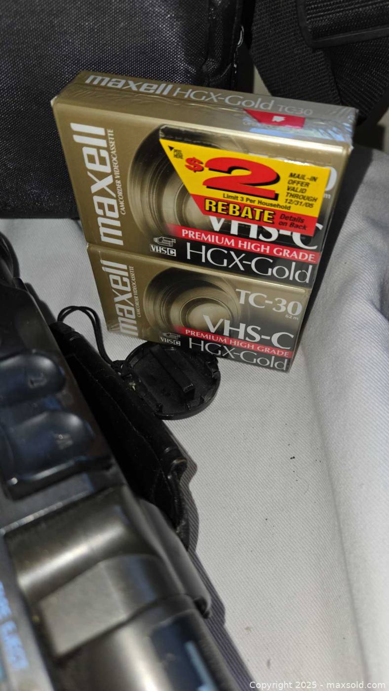 Panasonic VHS-C Palmcorder kit with tapes | Maxsold