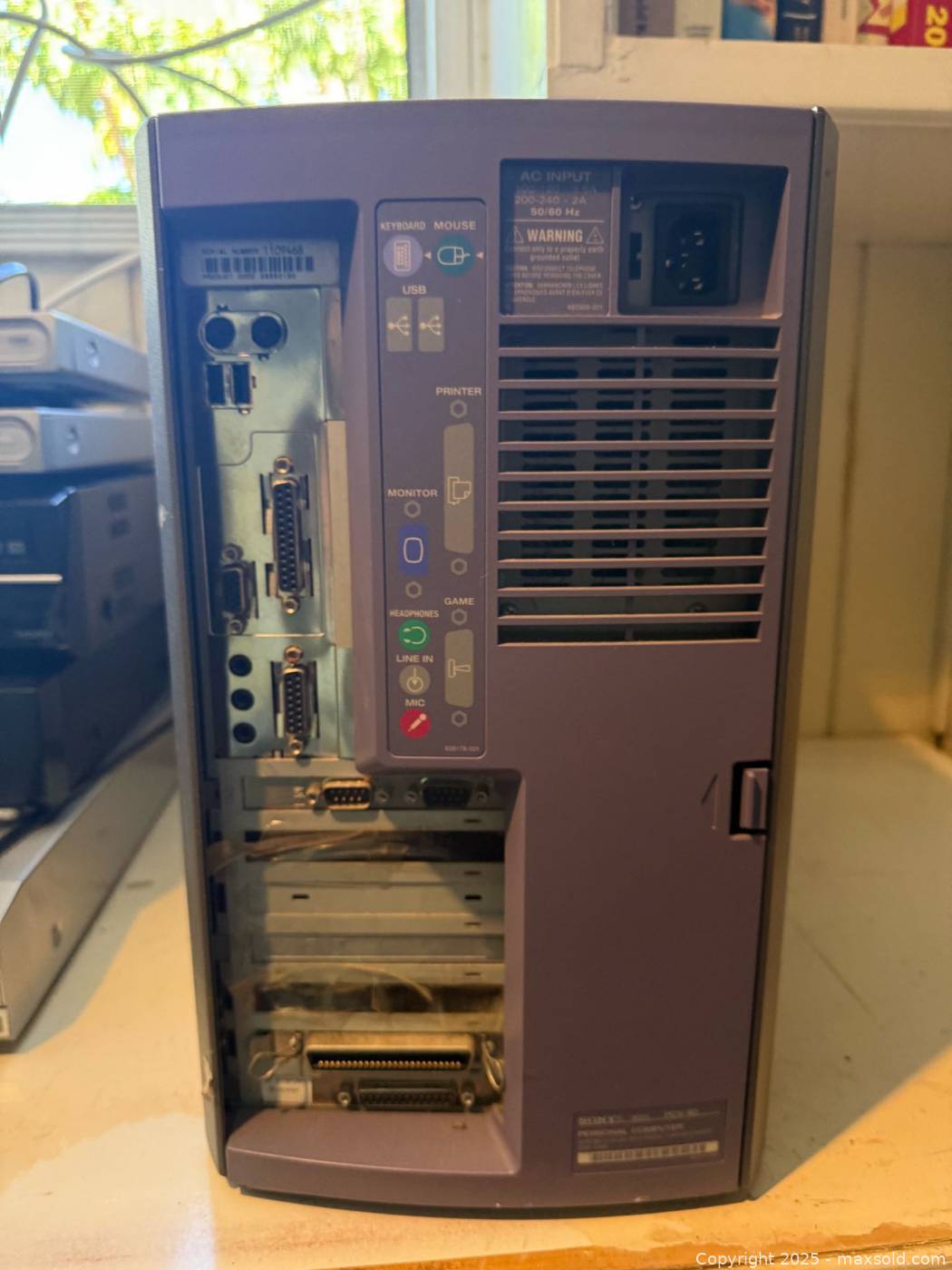 Sony VAIO desktop, 17" Sony monitor, Microsoft wireless keyboard | Maxsold