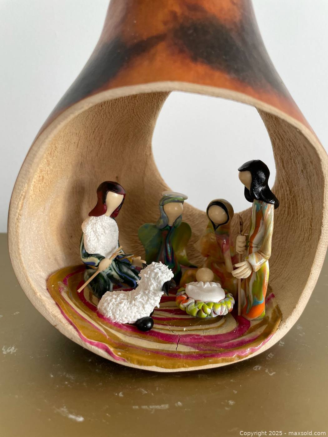 Handcrafted gourd nativity scene creche | Maxsold