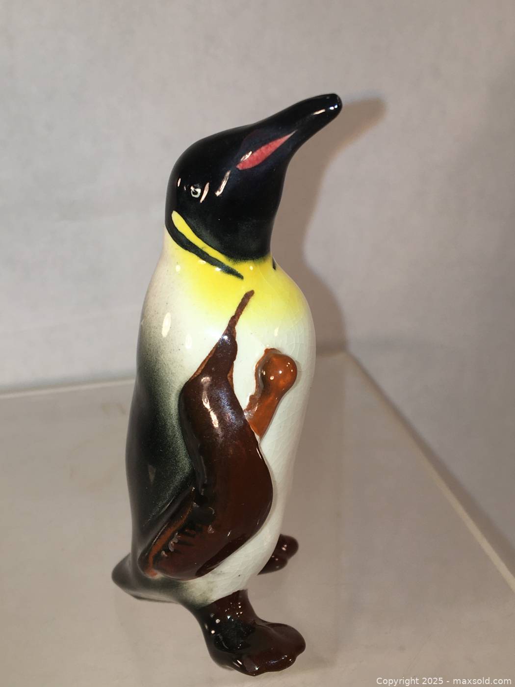 Porcelain Penguin Figurines – Germany & UK | Maxsold