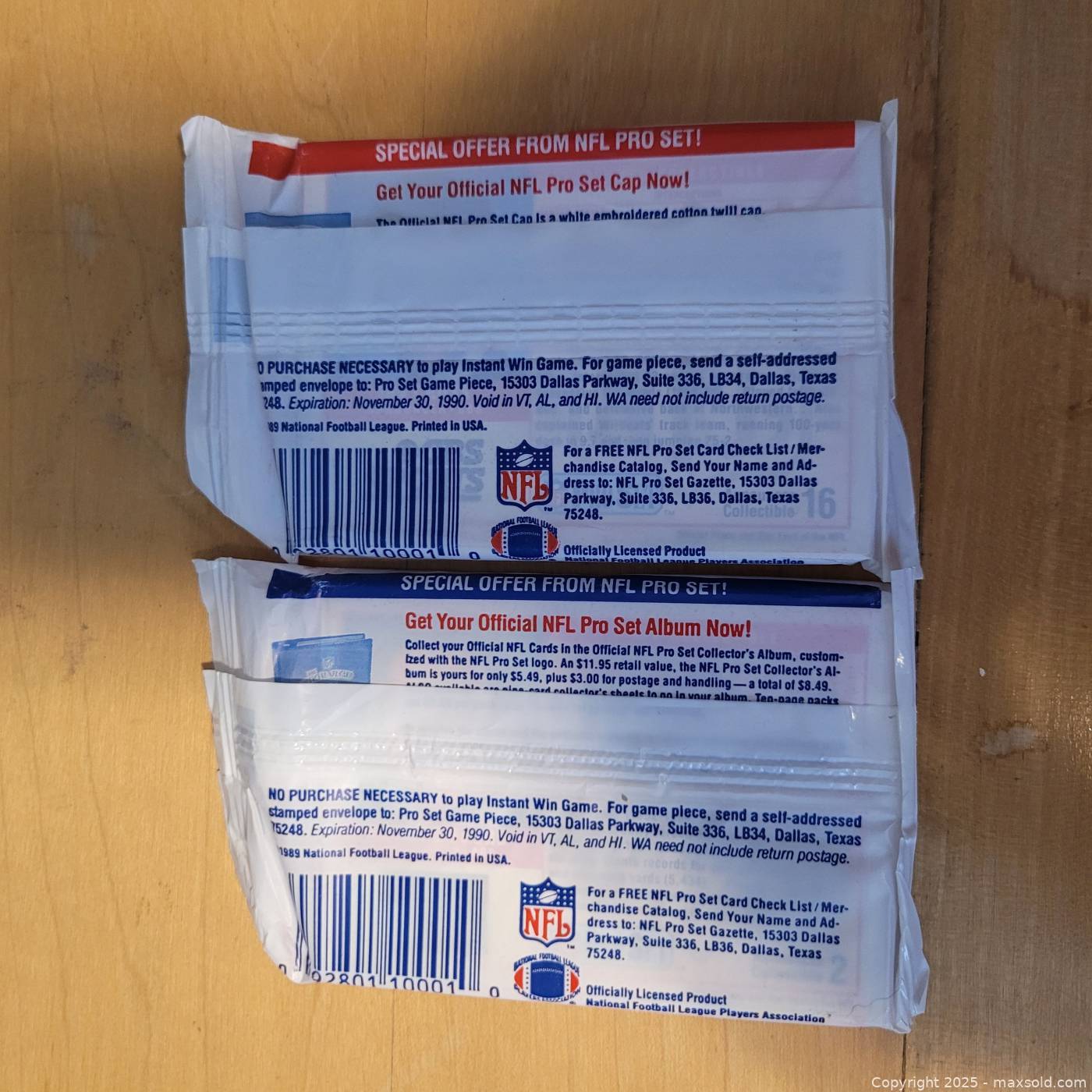 Two sealed 1989 Pro Set Series II football card packs | Maxsold