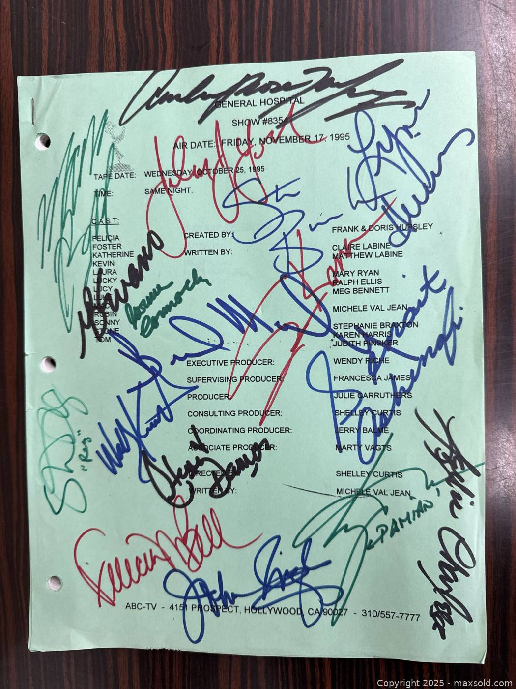 1995 General Hospital Cast Signed Script | Maxsold