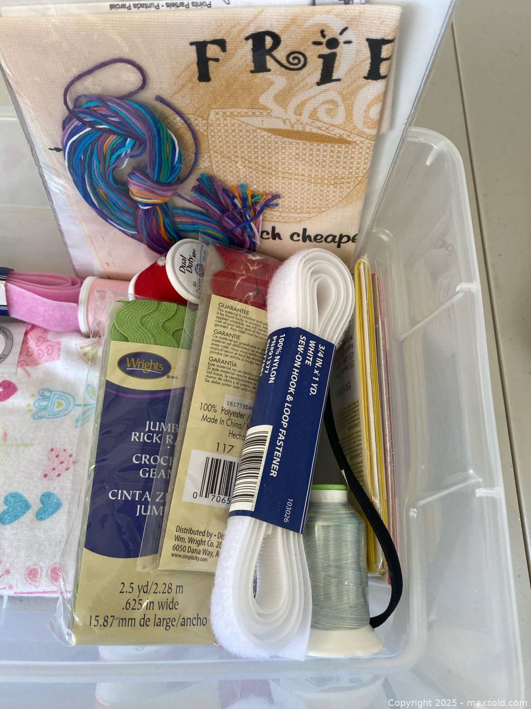 Floral Padded Sewing Box With Sewing Supplies | Maxsold