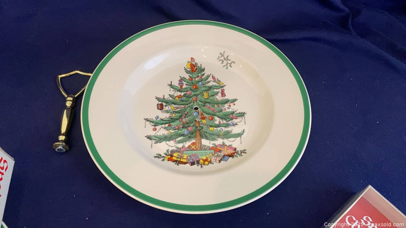 Spode Christmas Tree tidbit tray, plate, spoon | Maxsold