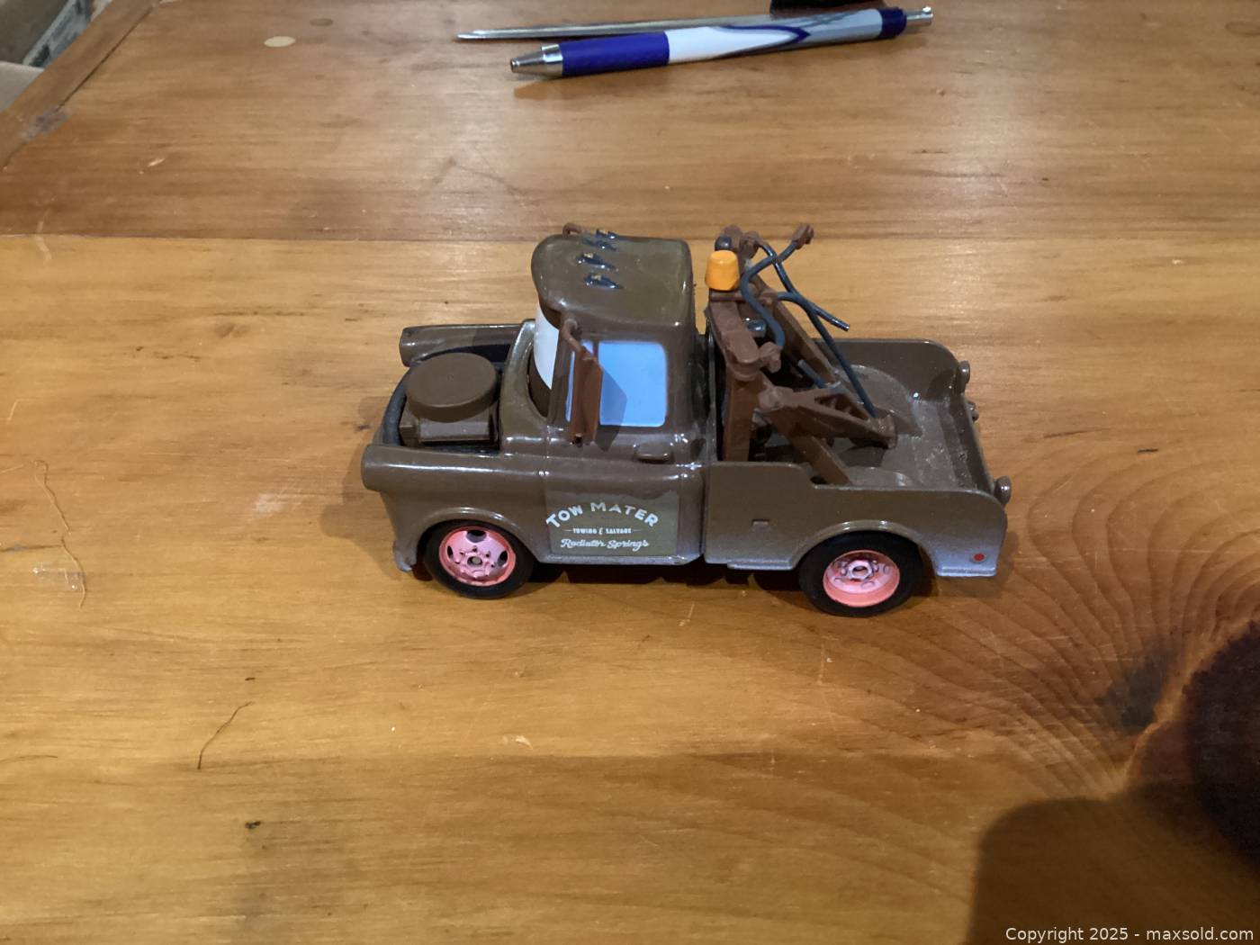 Disney Pixar Cars Tow Mater die-cast truck | Maxsold