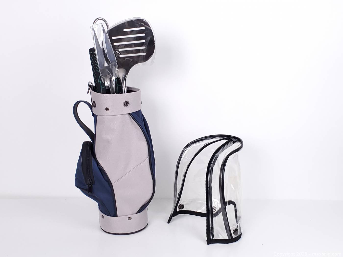 Golf club BBQ tool set | Maxsold