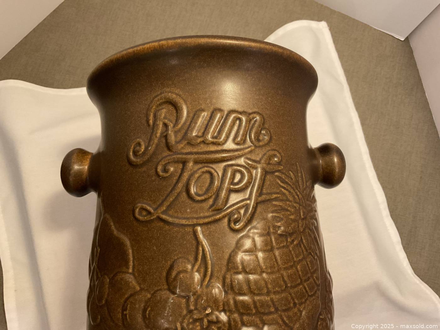 Stoneware Rumtopf rum pot 9.5" tall with lid | Maxsold