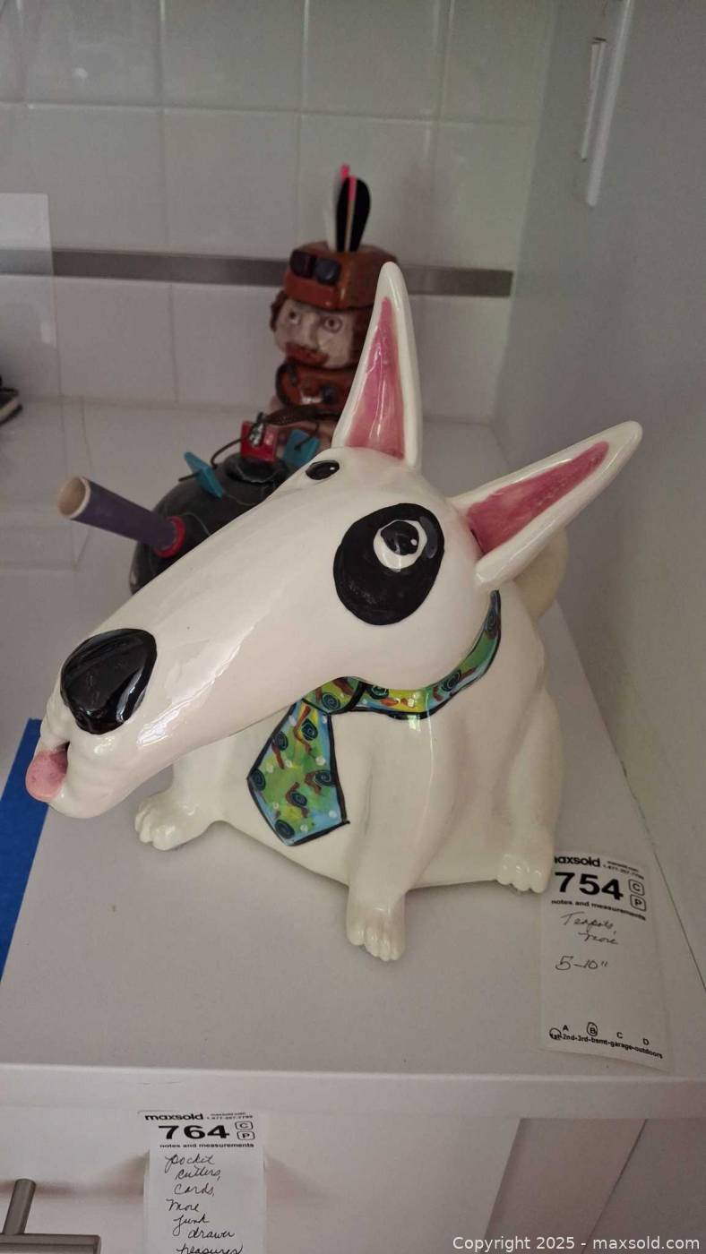 Ceramic Dog Teapot, Stacking Head Decor, Plastic Snake | Maxsold